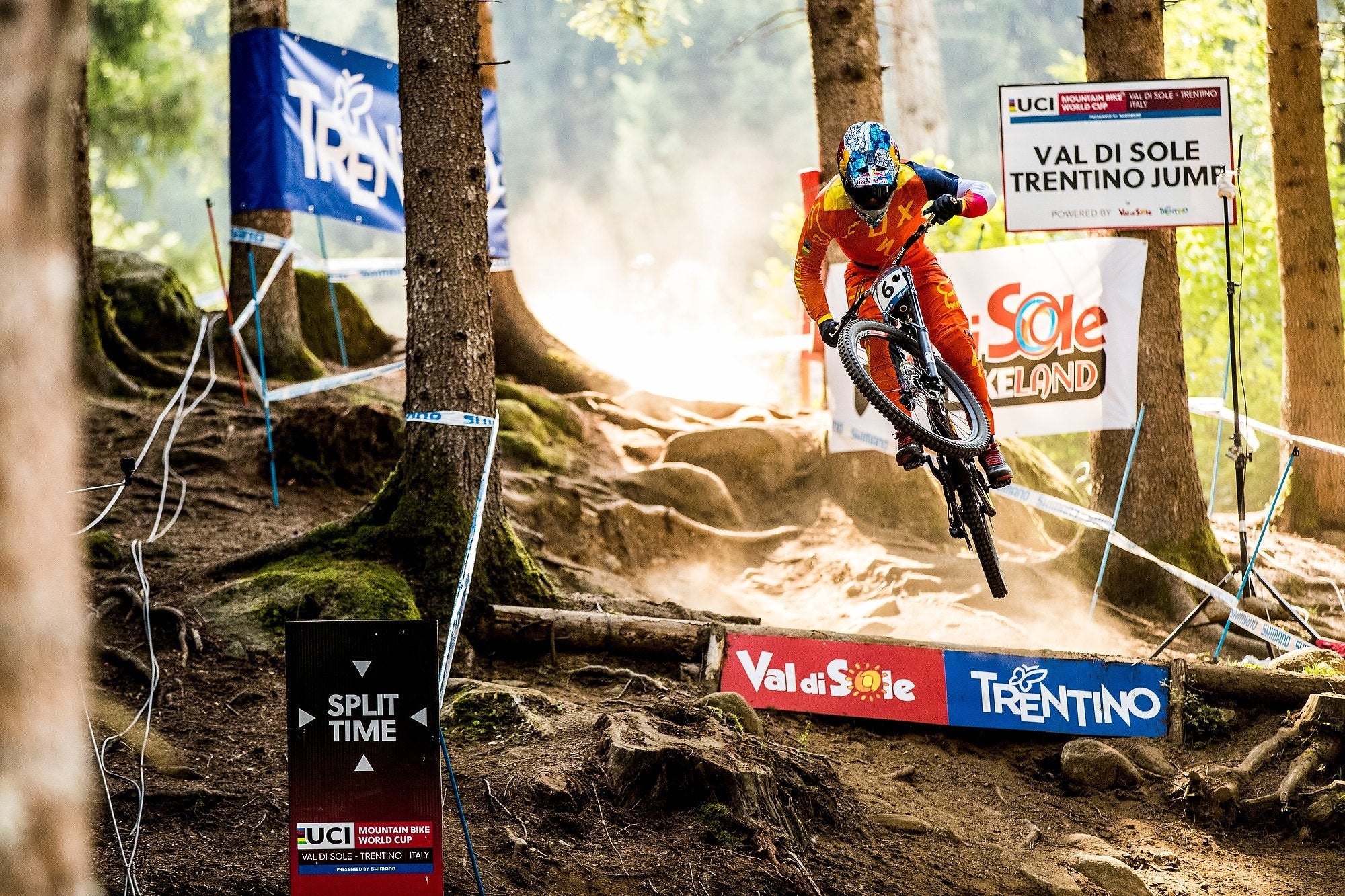 Fast Life with Loic Bruni | Crankbrothers